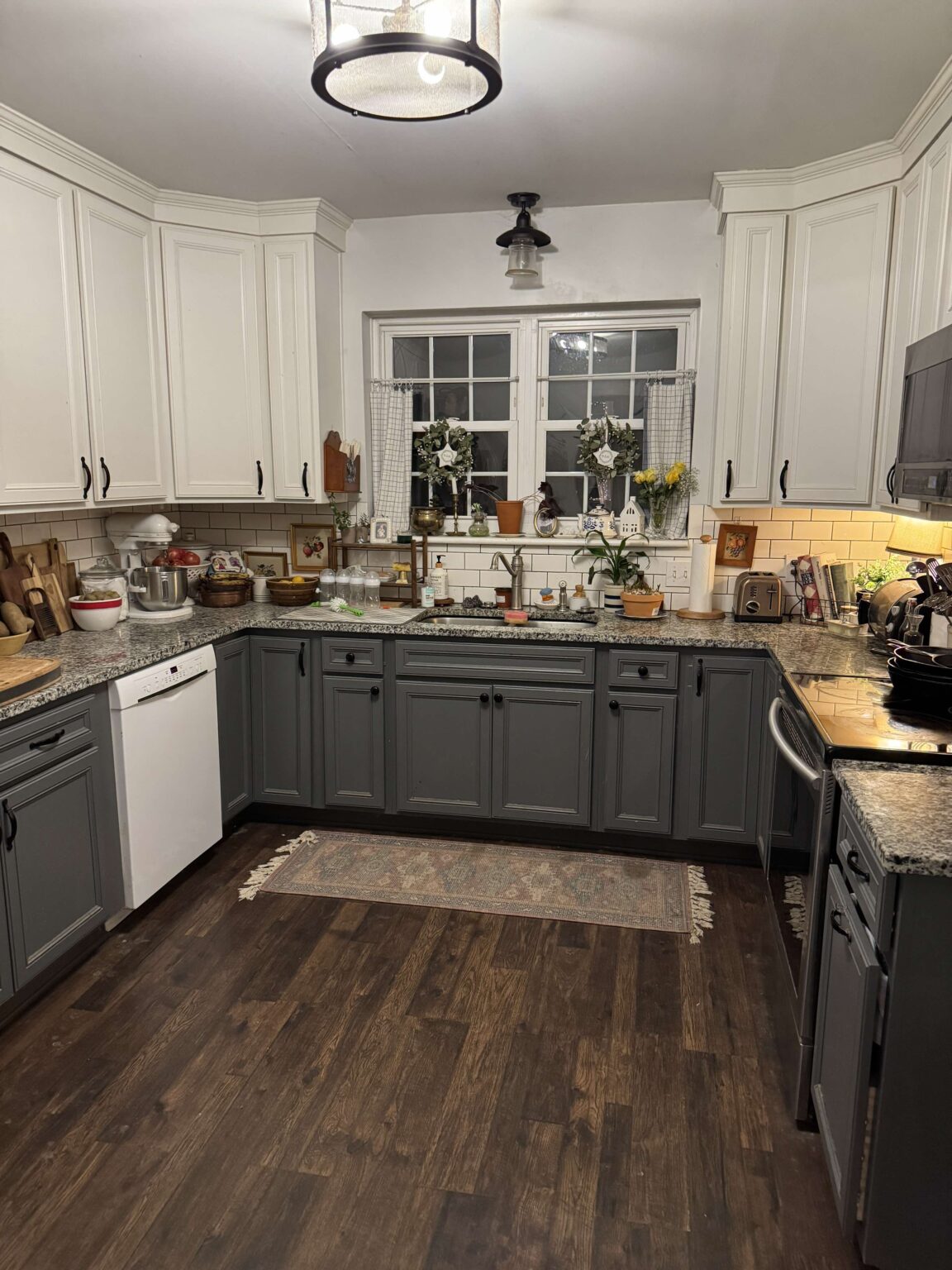 3 Simple Habits to Keep Your Kitchen Clutter-Free